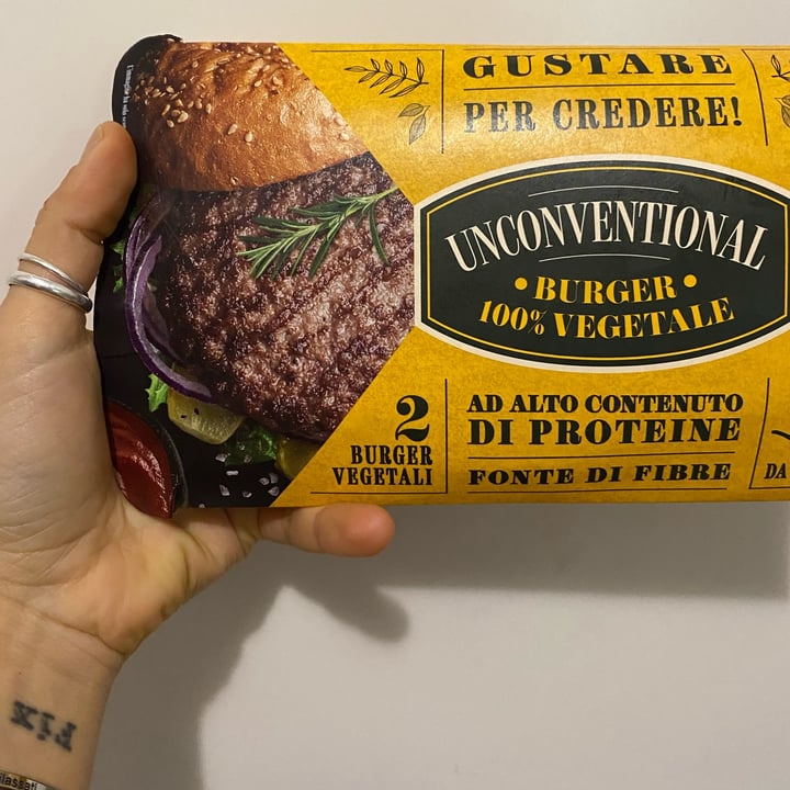 Unconventional Burger Vegetale Classico - Classic Burger Review | abillion