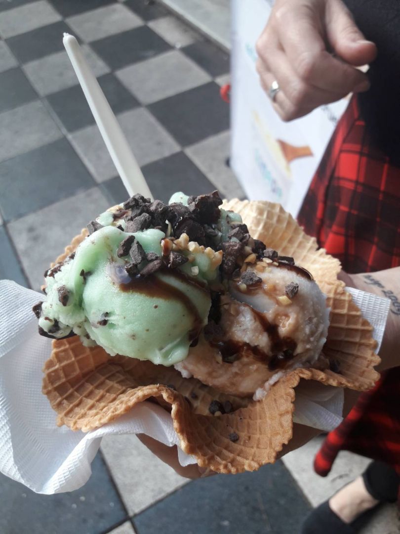 Capelina Completa from Ainara Helados Veganos - Vegan Product Reviews ...
