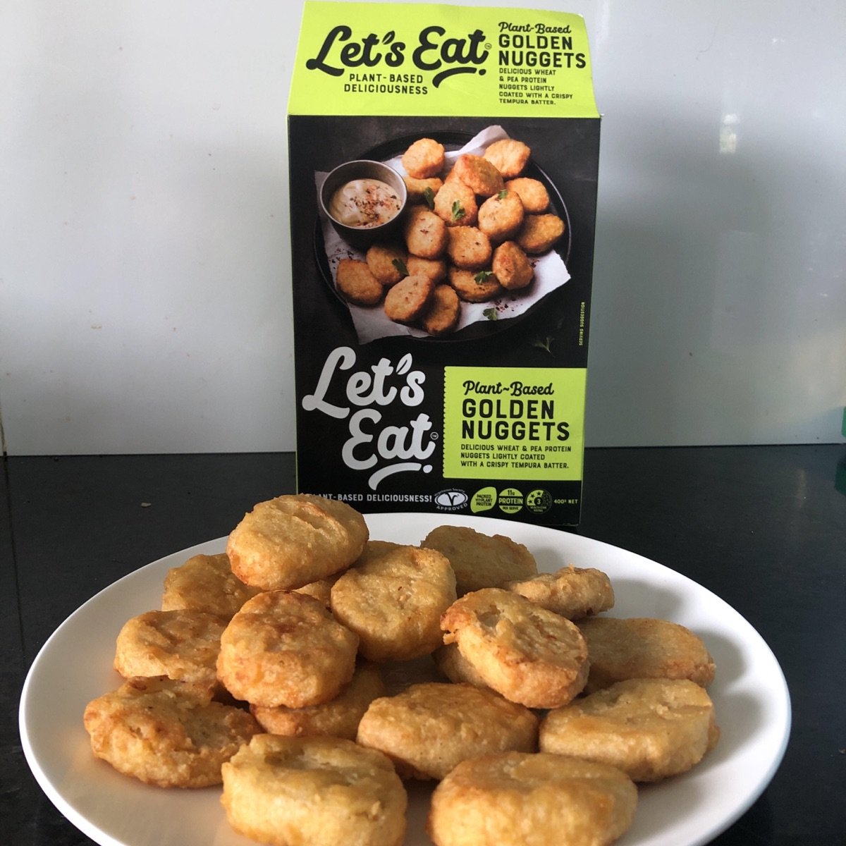 Plant-based GOLDEN NUGGETS from Let’s Eat - Vegan Product Reviews ...