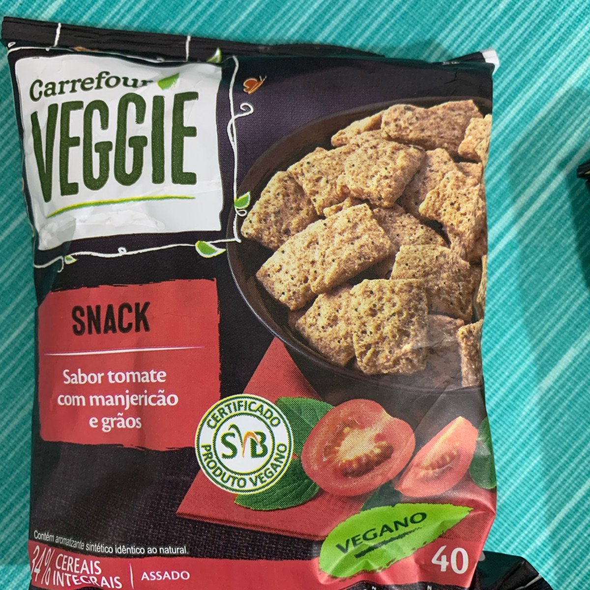 Snacks De Tomate com Manjericão e Grãos from Carrefour - Vegan Product ...