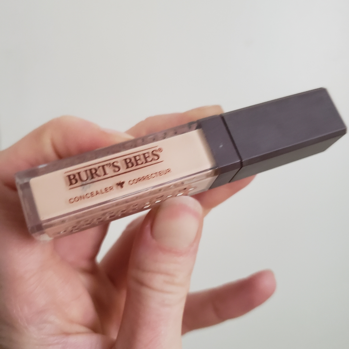 Concealer from Burt’s Bees - Vegan Product Reviews & Ratings | abillion