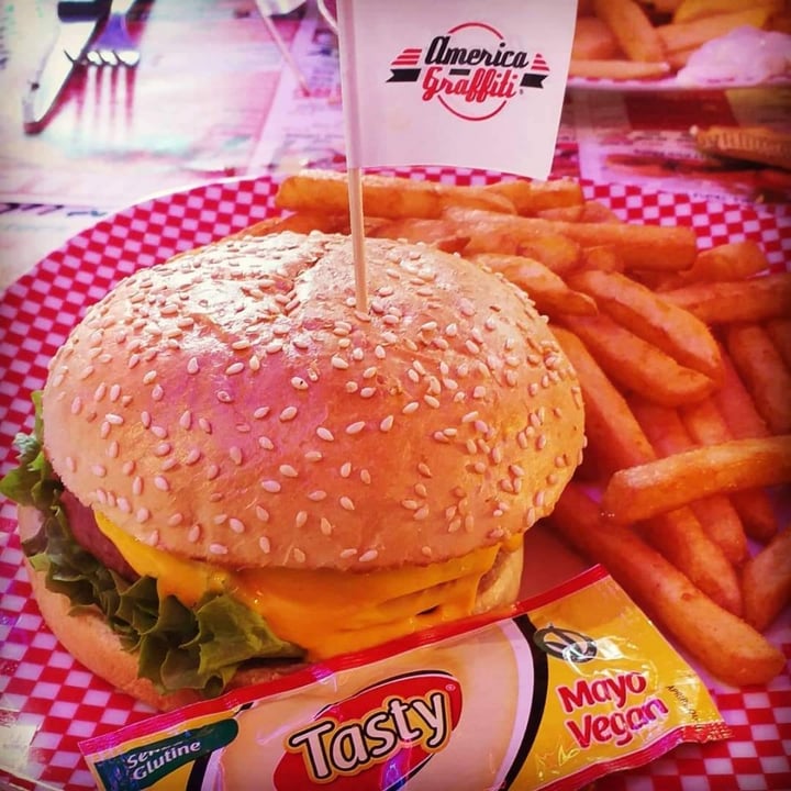 America Graffiti Roma, Italy Vegan Burger Sensational Review | abillion