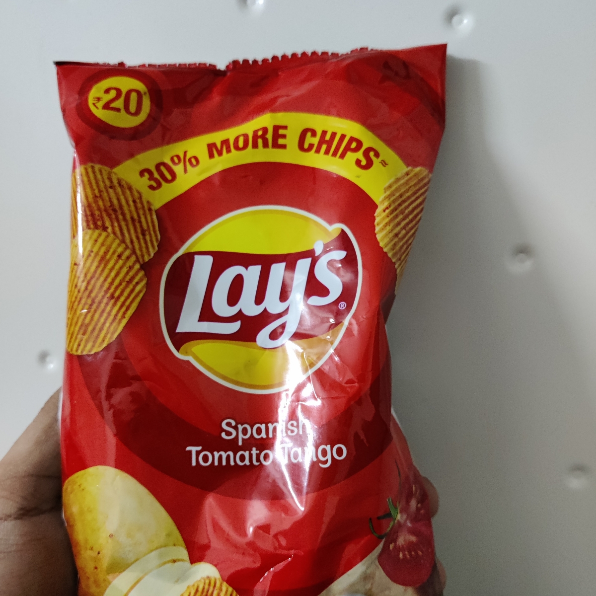Spanish Tomato tango from Lay's - Vegan Product Reviews & Ratings ...