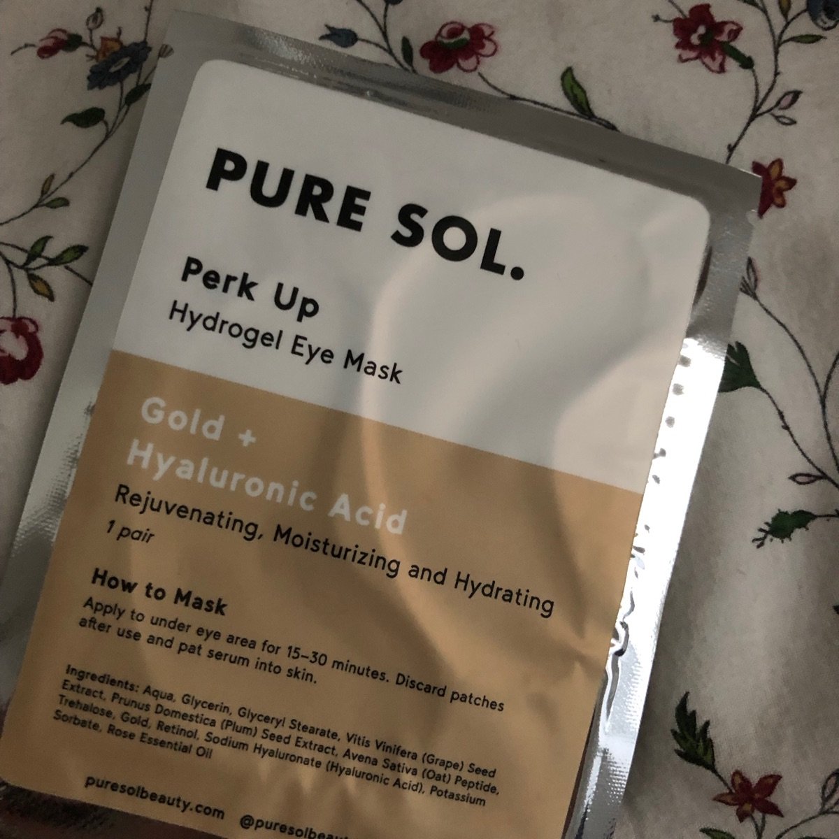 Perk up hydrogel eye mask at Pure sol beauty - Review by @trixi | abillion