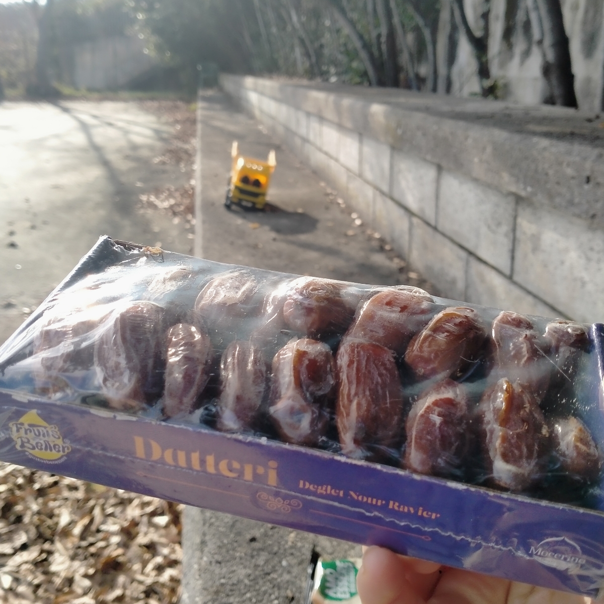Datteri from Fruit's better - Vegan Product Reviews & Ratings | abillion