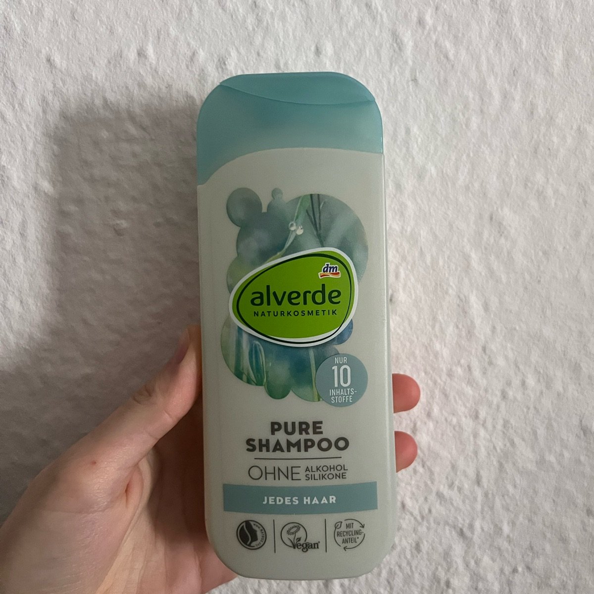 Pure Shampoo from Alverde Naturkosmetik - Vegan Product Reviews ...