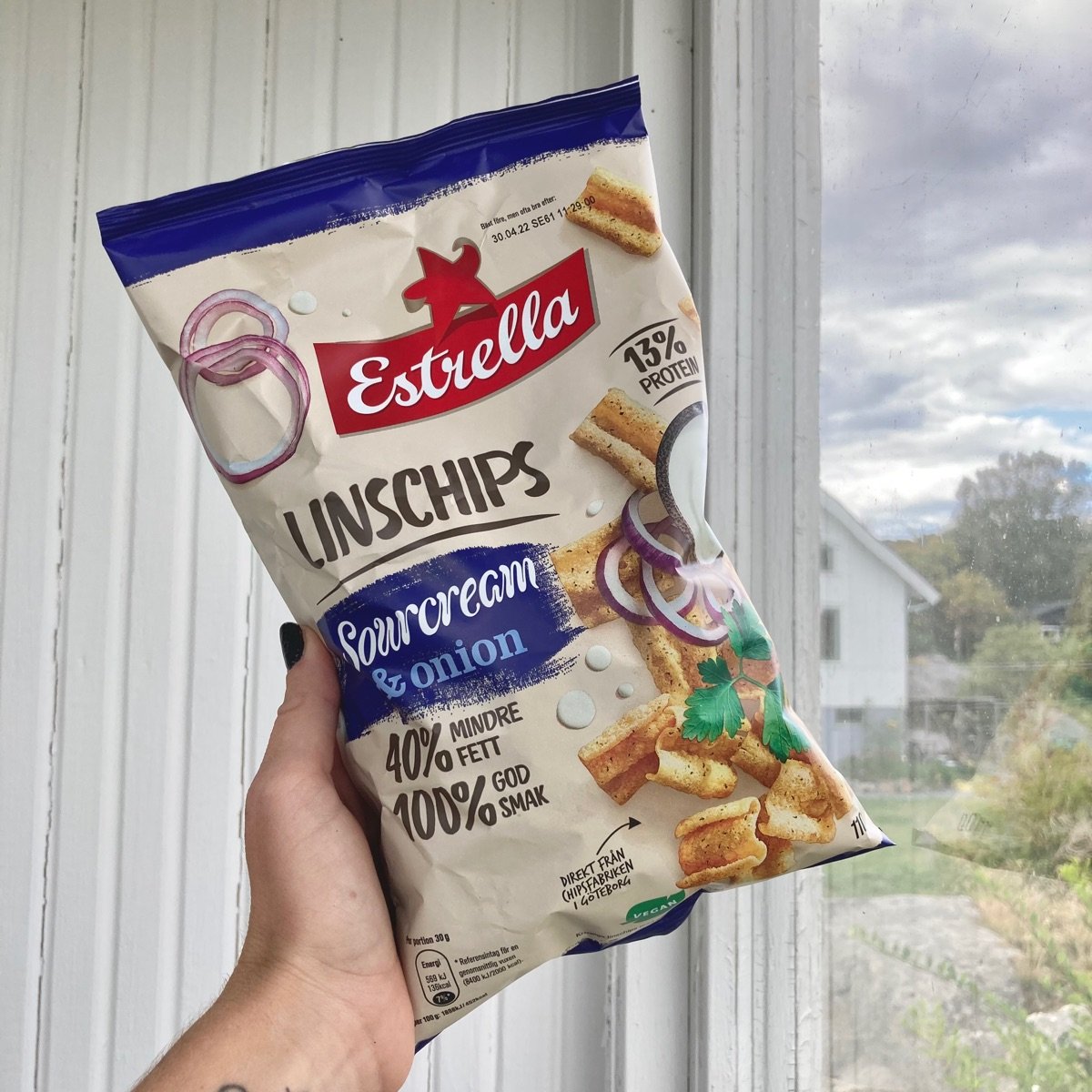 Sourcream & Onion Lentil Chips from Estrella - Vegan Product Reviews ...