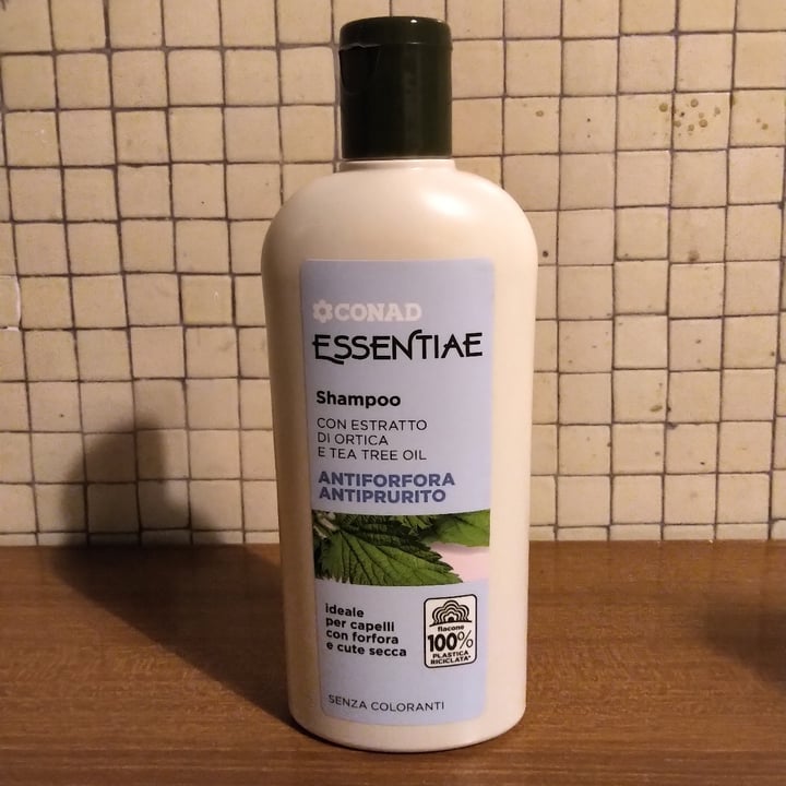 Conad Essentiae Shampoo con estratto di ortica e tea tree oil Review ...