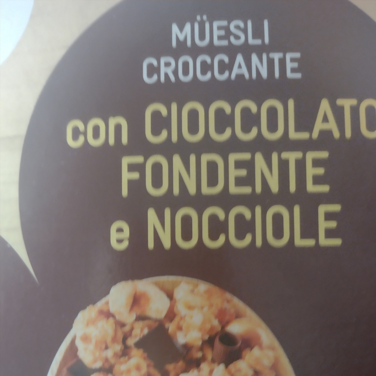 Müesli Croccante con Cioccolato Fondente e Nocciole from Conad - Vegan ...