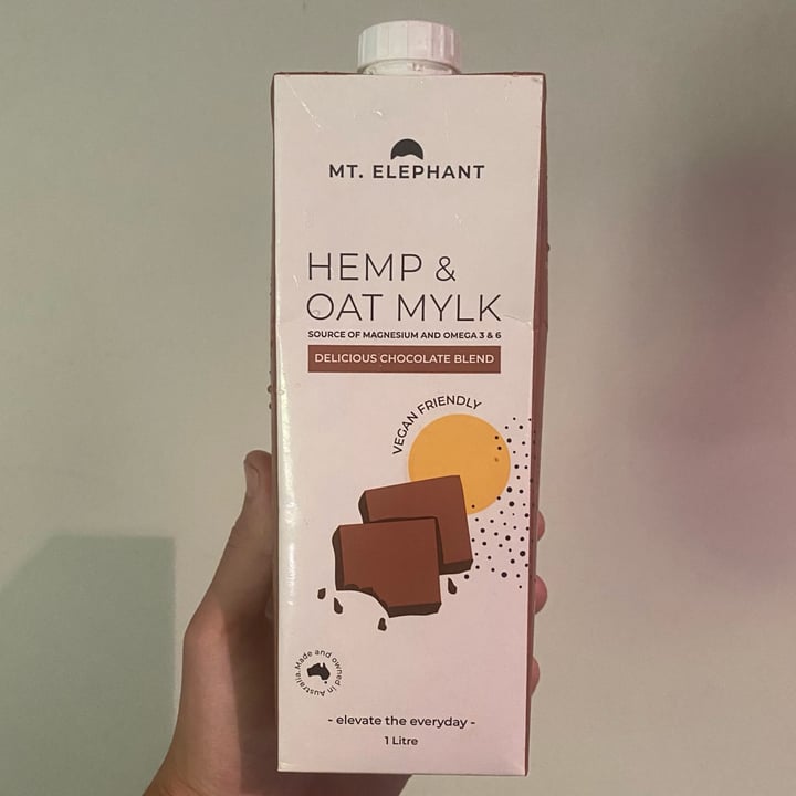 Mt. Elephant Hemp & Oat Mylk Delicious Chocolate Blend Review | abillion