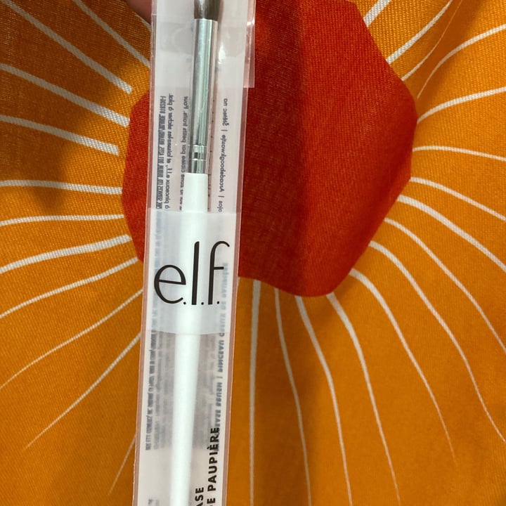 e.l.f. Cosmetics Eye crease brush Review | abillion