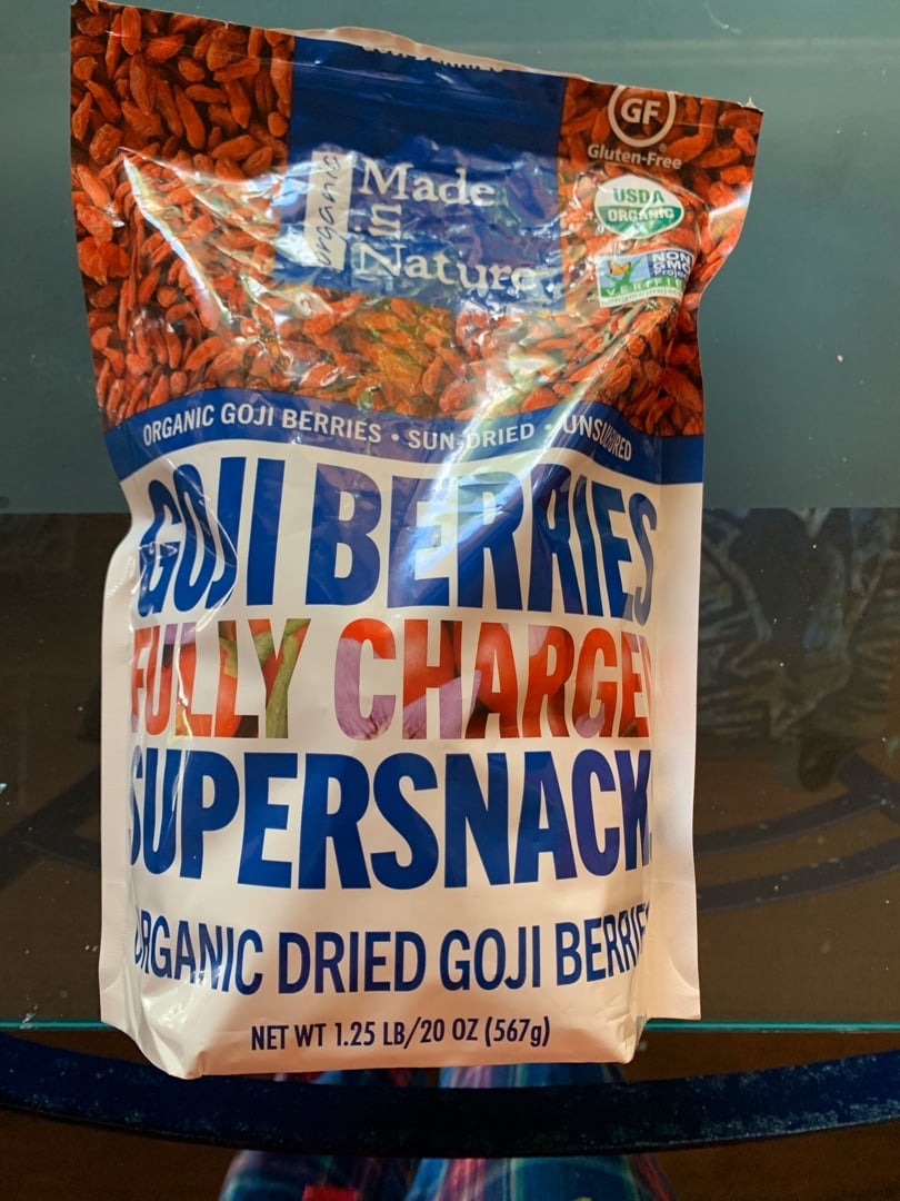 Gogi Berries from Made in Nature - Vegan Product Reviews & Ratings ...
