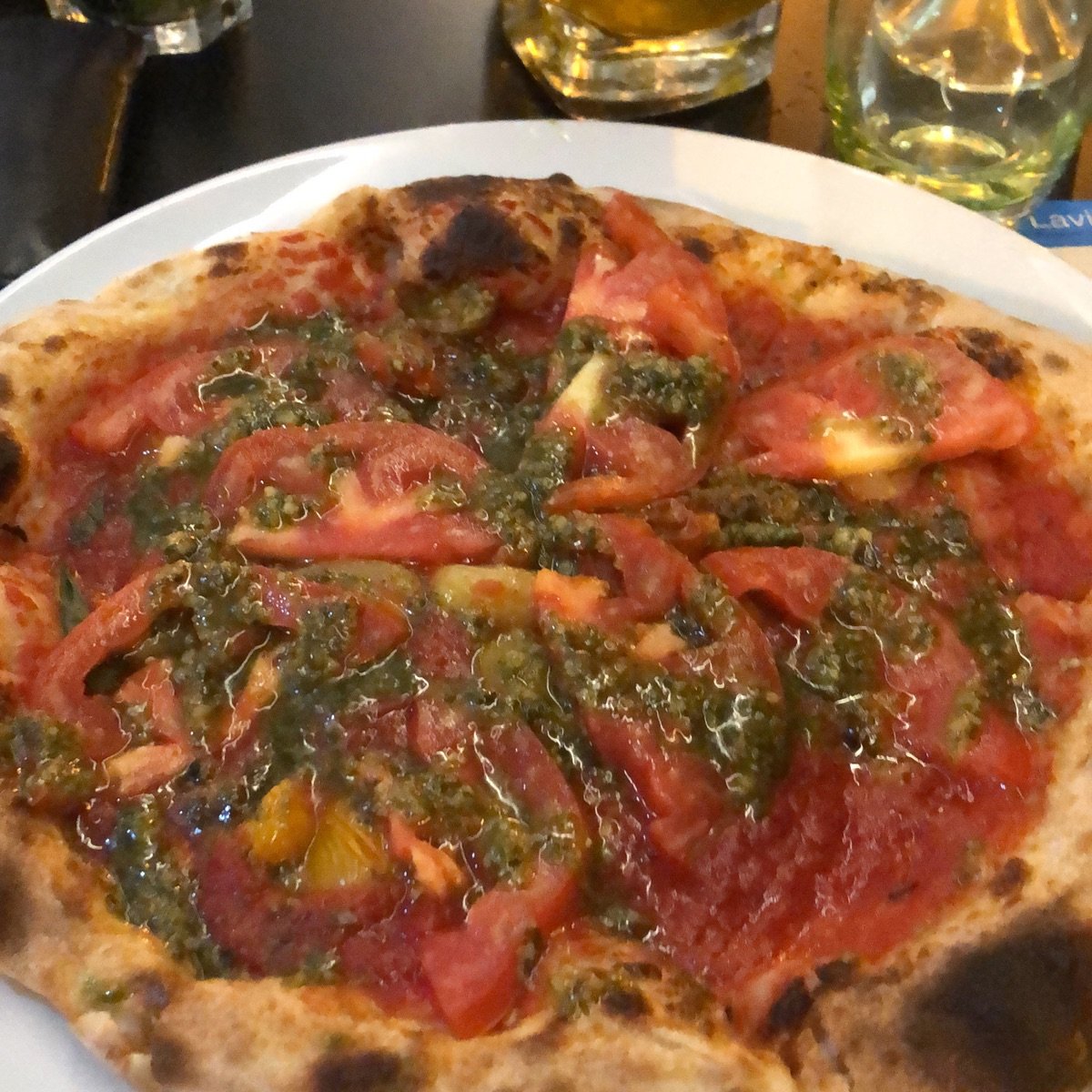 Pizza con cuore di bue e pesto Reviews | abillion