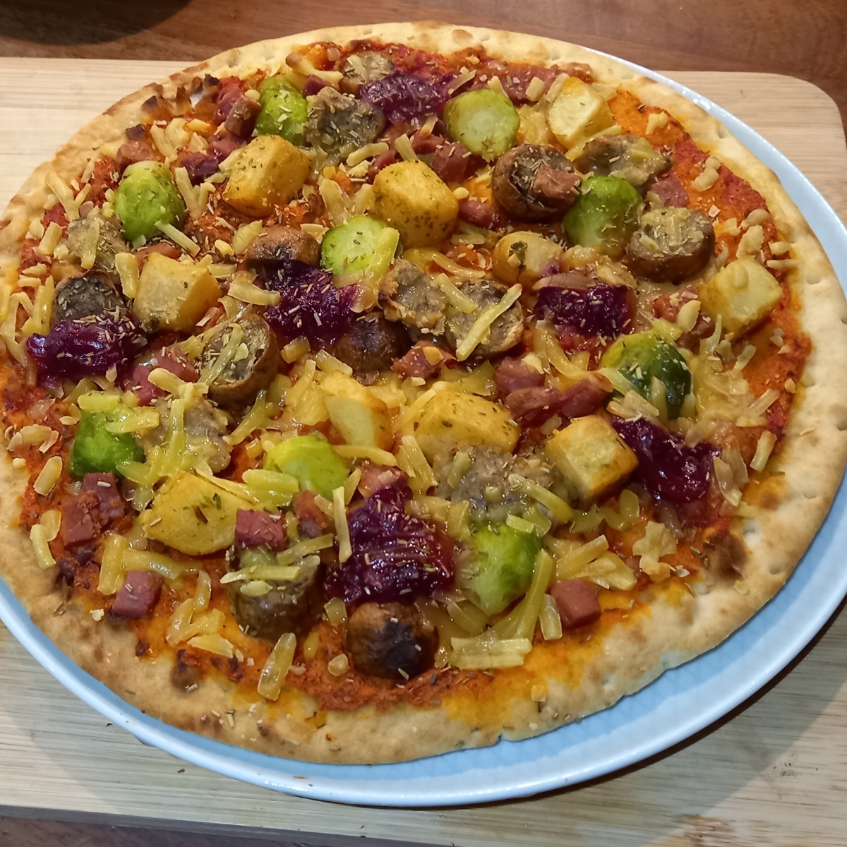 Crustmas Feast from One Planet Pizza - Vegan Product Reviews & Ratings ...