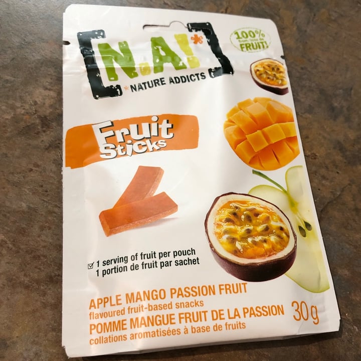 Nature Addicts (N.A!) Fruit Sticks Apple Mango Review | abillion