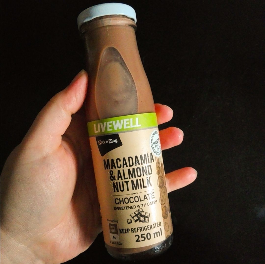 Macadamia & Almond Nut Milk Chocolate from Pick n Pay - Vegan Product ...