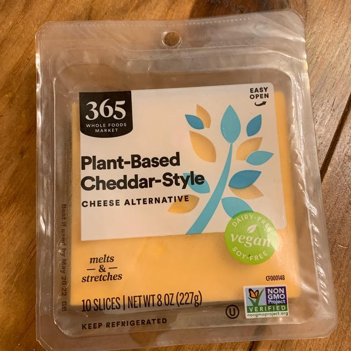 365 Whole Foods Market Plant-Based Cheddar Review | abillion