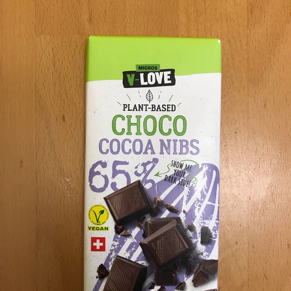 Chocolate cocoa nibs from Migros V-Love - Vegan Product Reviews ...