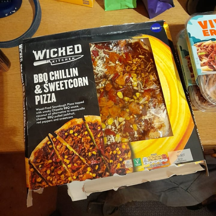Wicked BBQ Chillin & Sweetcorn Pizza Review | abillion