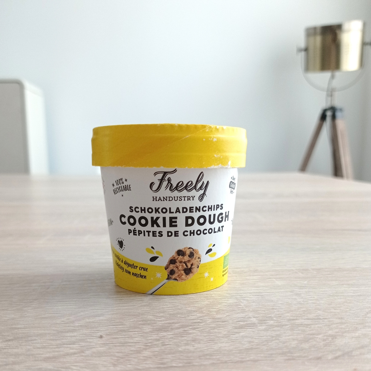 Cookie Dough aux pépites de chocolat from Freely handustry - Vegan ...