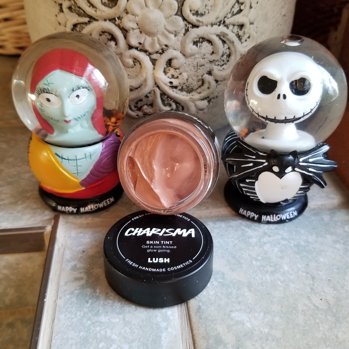 Charisma skin tint from LUSH Fresh Handmade Cosmetics - Vegan Product ...