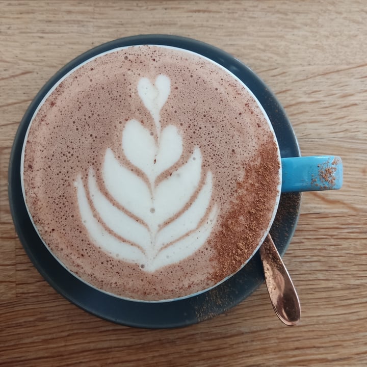 Chapter One Coffee Shop United Kingdom Winterspice Hot chocolate Review ...