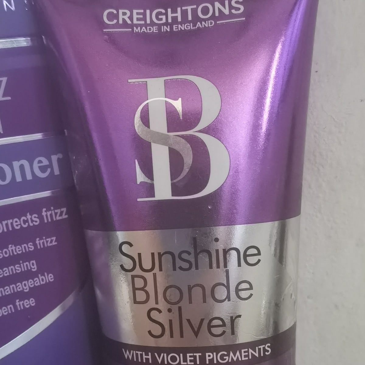 Creightons - Silver blonde Review | abillion