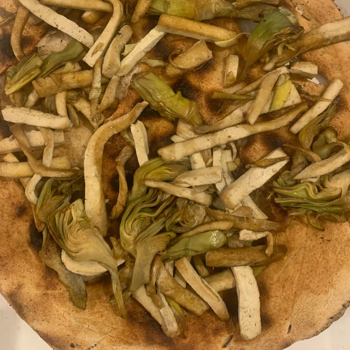 La Colubrina Milano, Italy Pizza carciofa Review | abillion