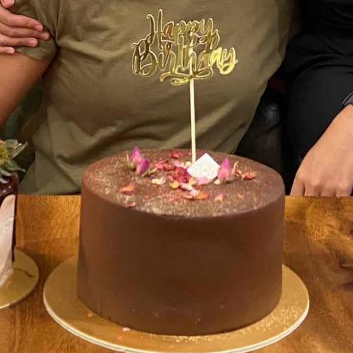 Róa Midnight™ Grand Chocolate Cake Review | abillion