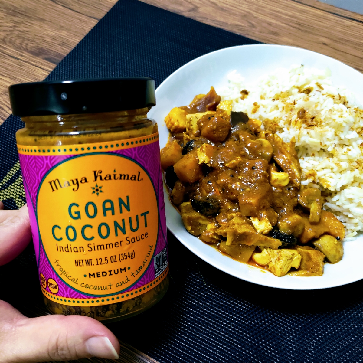 Goan Coconut Simmer Sauce from Maya Kaimal - Vegan Product Reviews ...