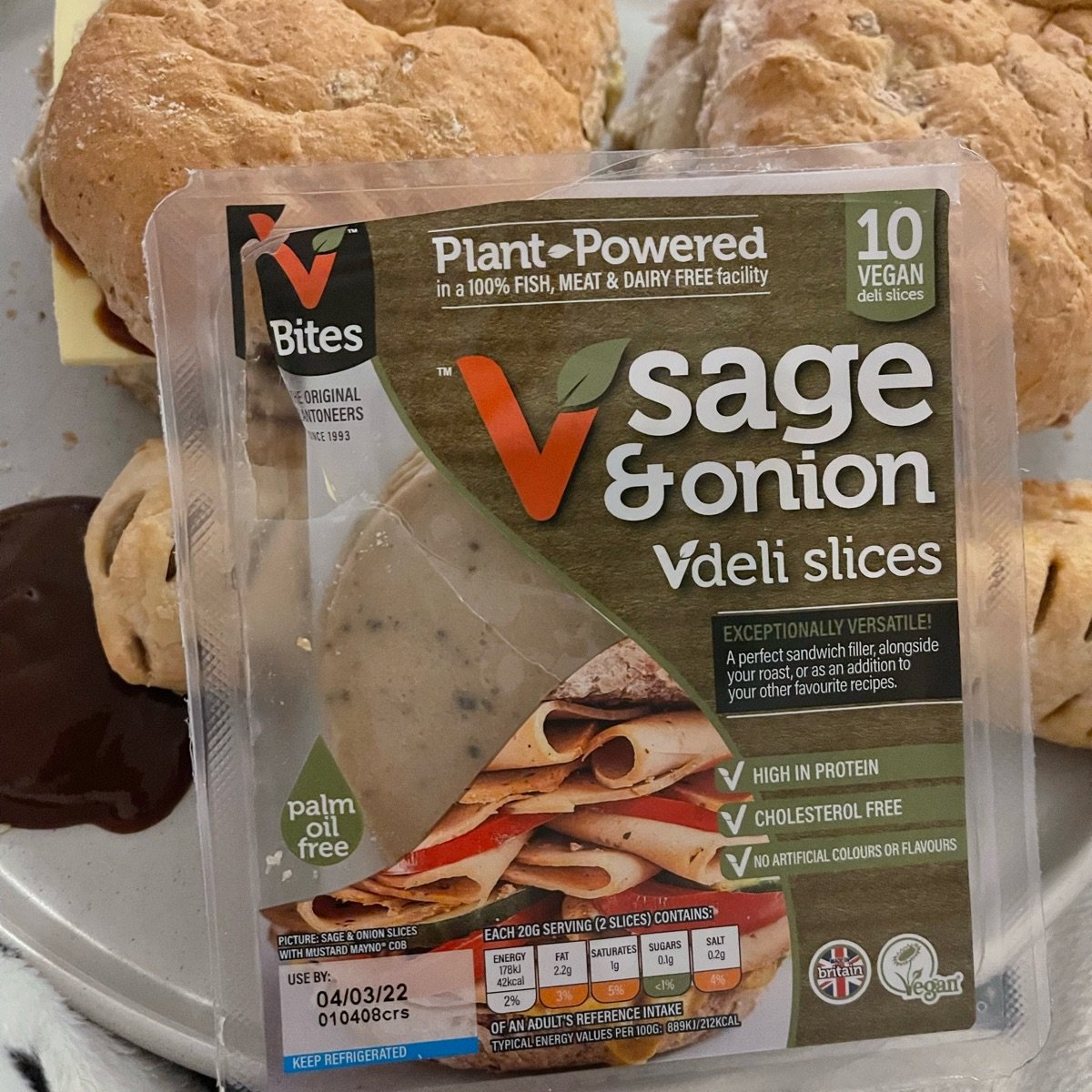 Vegideli sage and onion slices from VBites - Vegan Product Reviews ...
