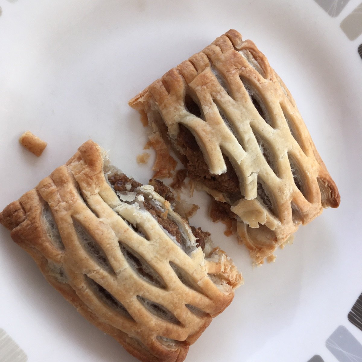 Frozen Stake Bake from Greggs - Vegan Product Reviews & Ratings | abillion