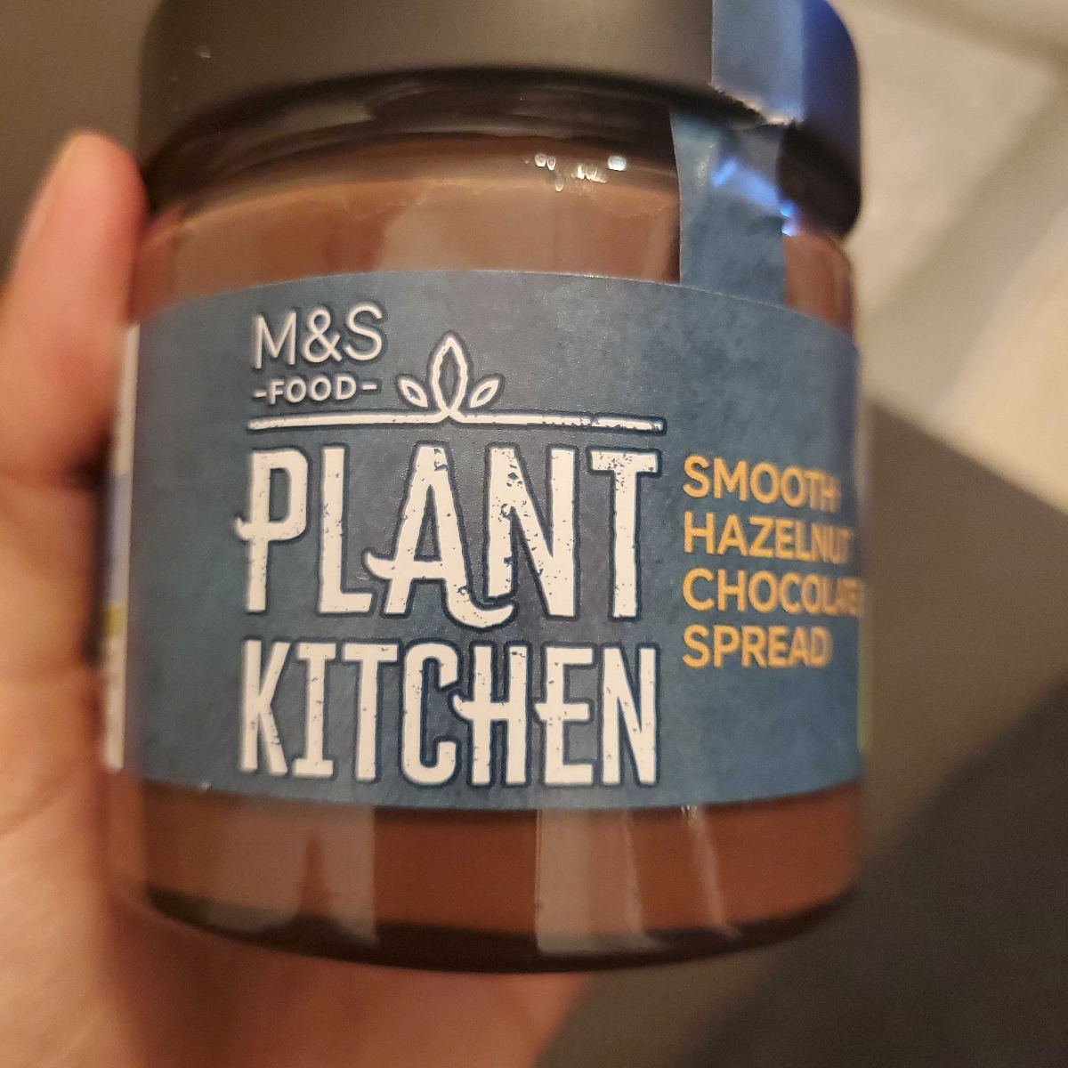Plant Kitchen (M&S) - Smooth Hazelnut Chocolate Spread Review | abillion