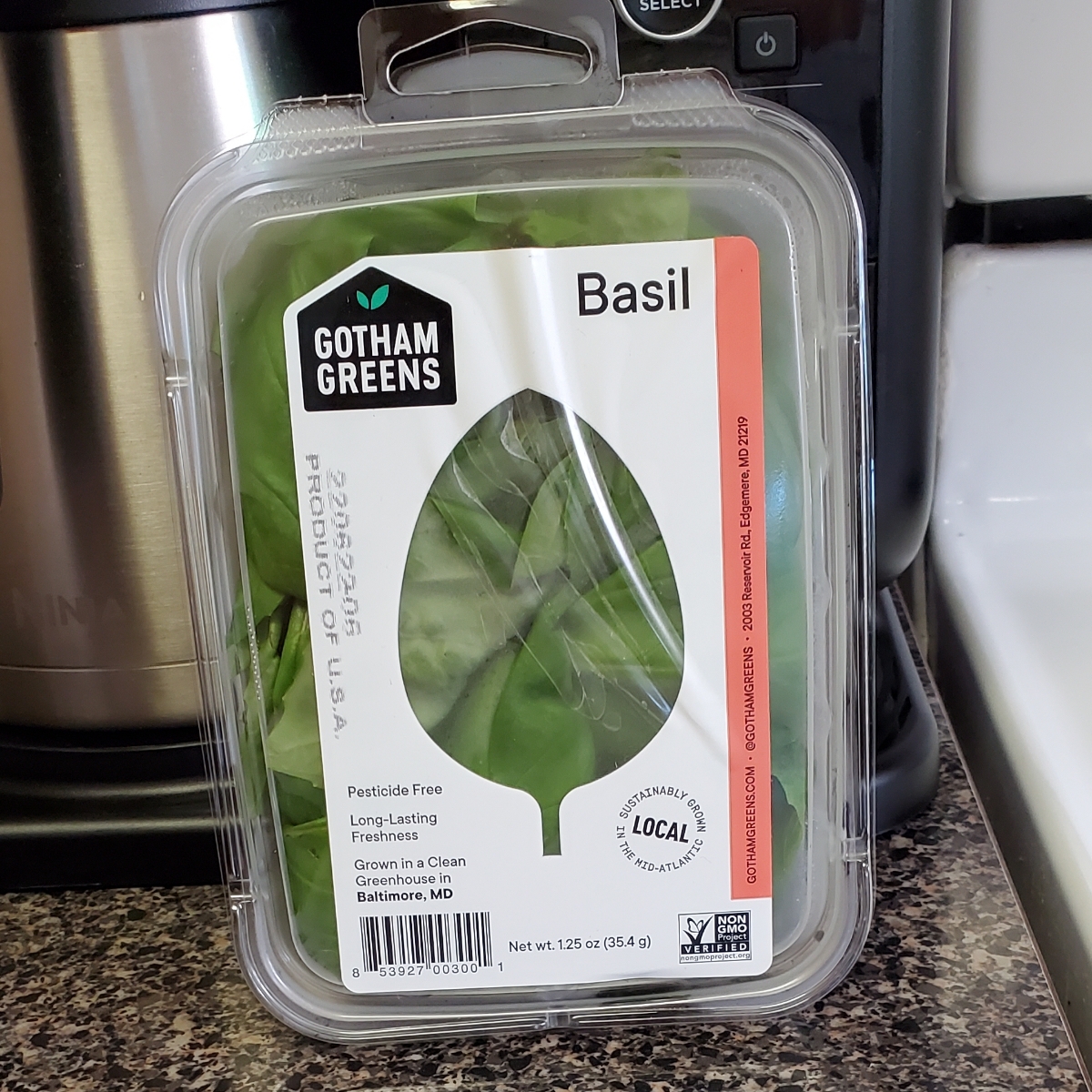 Basil from Gotham Greens - Vegan Product Reviews & Ratings | abillion