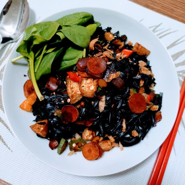 QRA Foods Organic Charcoal Handmade Noodle Reviews | abillion