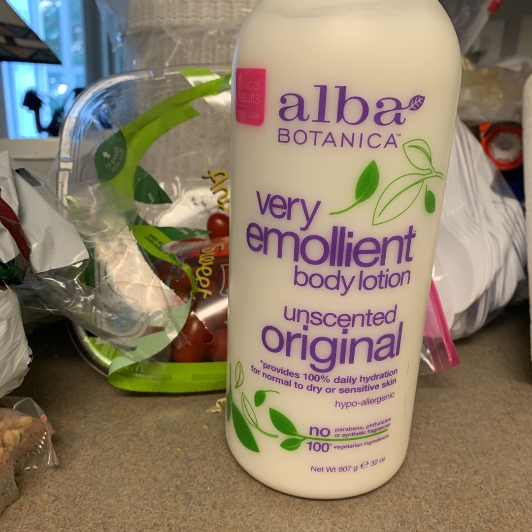Alba Botanica Alba body lotion Reviews | abillion