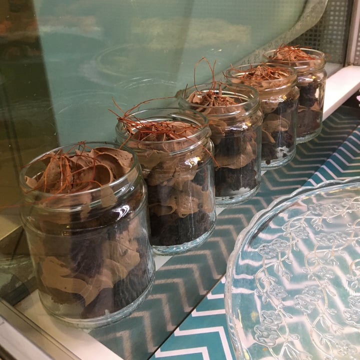 Zucchero a Velò Ancona, Italy Cake in a jar Review | abillion