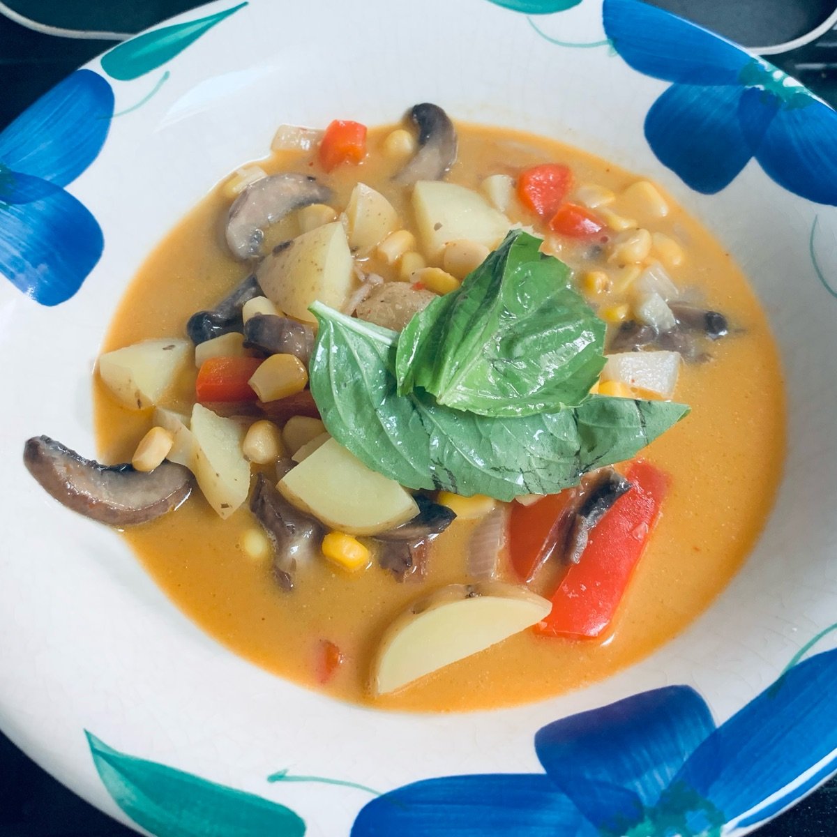 Purple Carrot Chowder with Basil and Lime Reviews | abillion