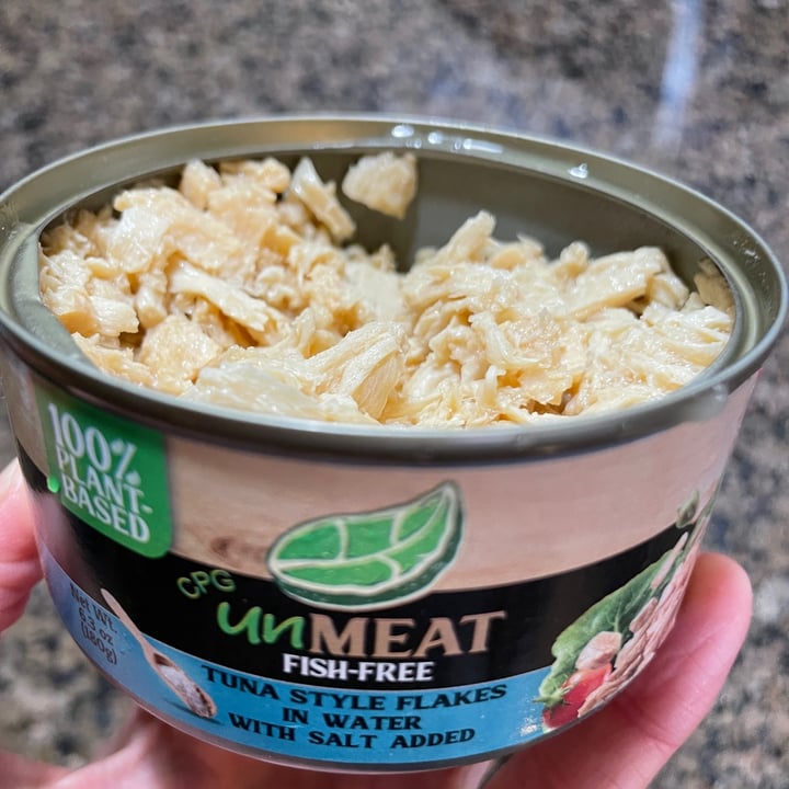 unMEAT Fish-Free Tuna Style Flakes in Water with Salt Added Review ...