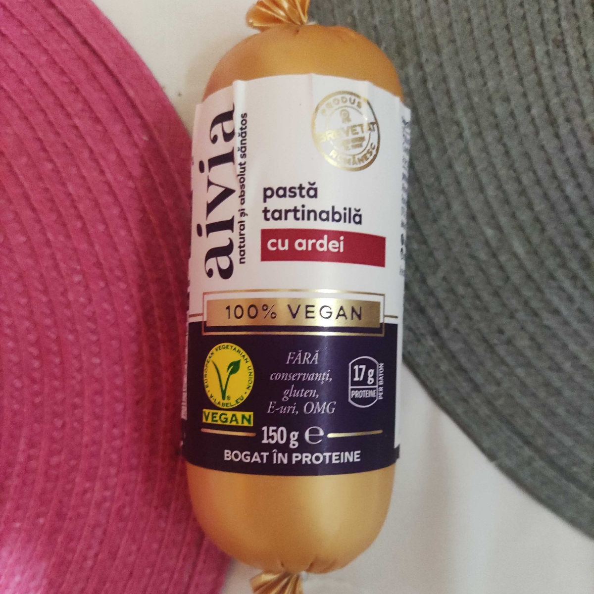 Pasta tartinabila cu ardei from Aivia - Vegan Product Reviews & Ratings ...