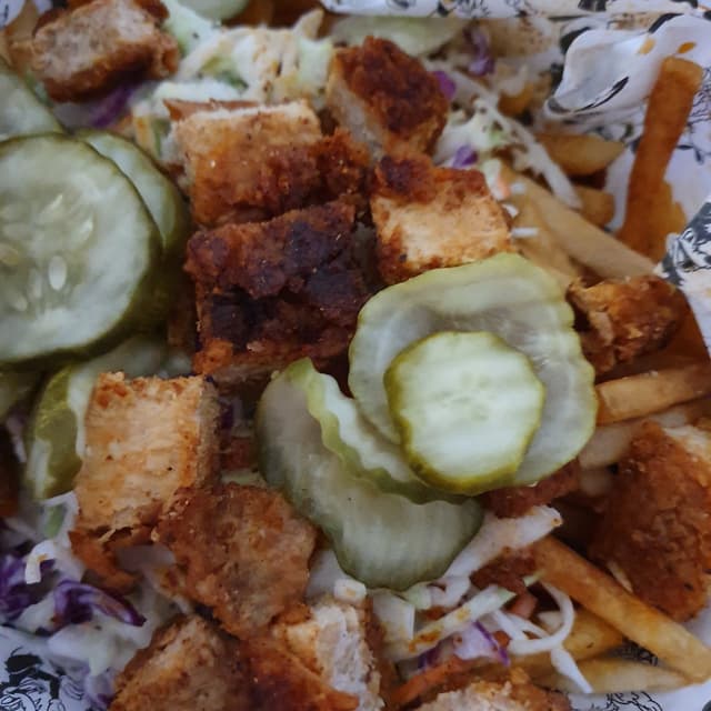 Nashville hot chicken fries at Wolfie's Hot Chicken - Highland Park ...