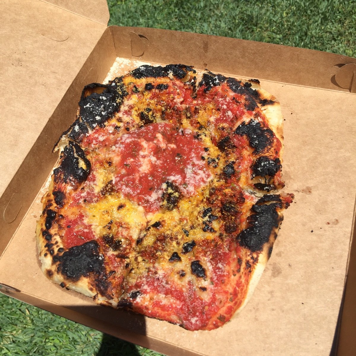 Classic Cheesy Deep Dish Pizza Reviews | abillion