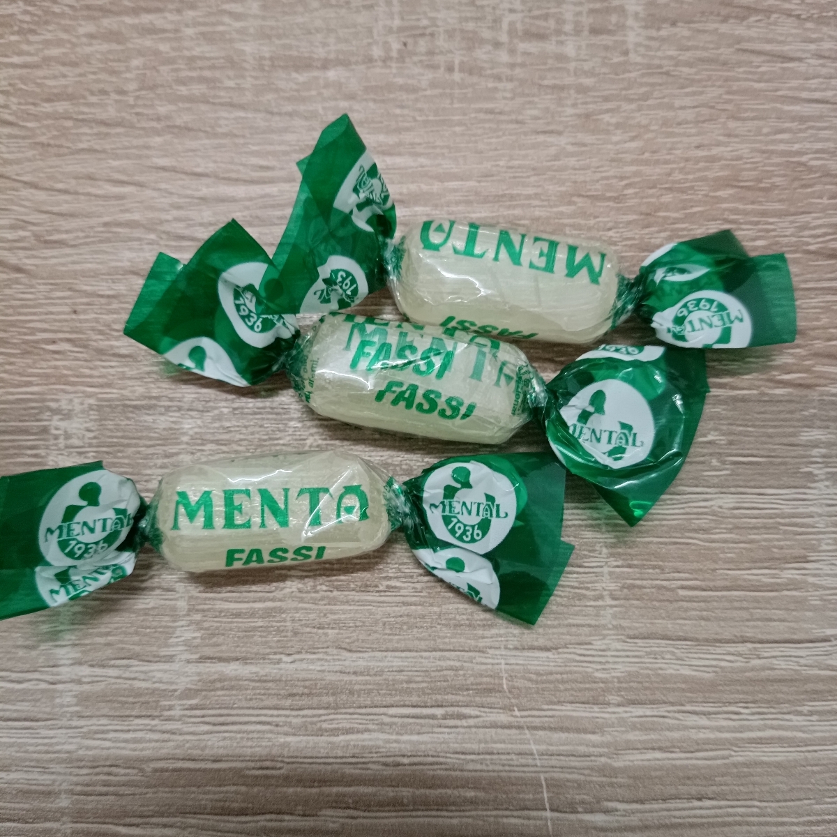 Caramelle menta from Mental - Vegan Product Reviews & Ratings | abillion