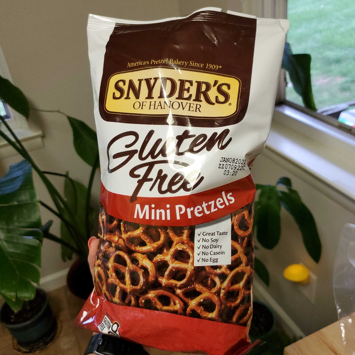 Snyder's of Hanover Gluten-Free Mini Pretzels Reviews | abillion Snyder's of Hanover Gluten-Free Mini Pretzels Reviews | abillion