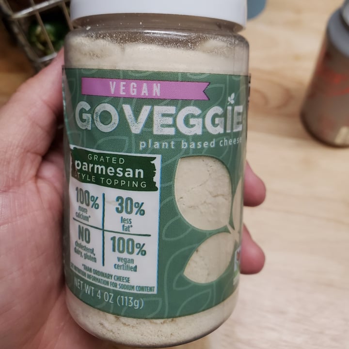 GO VEGGIE Grated Parmesan Review | abillion