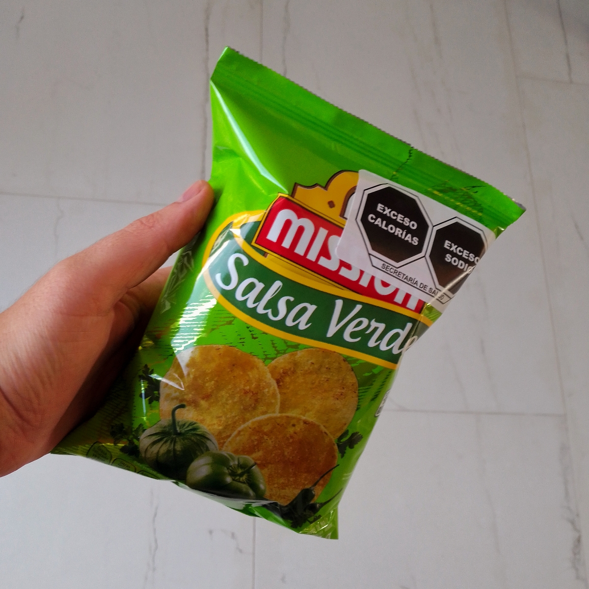 Tortilla Chips sabor Salsa Verde from Mission Foods - Vegan Product ...