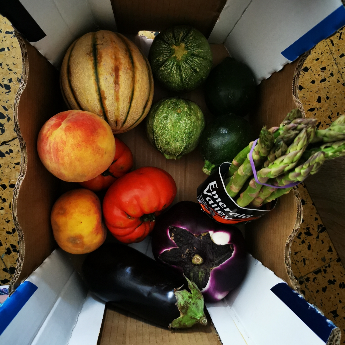 Box Frutta E Verdura from Mondo frutta - Vegan Product Reviews ...