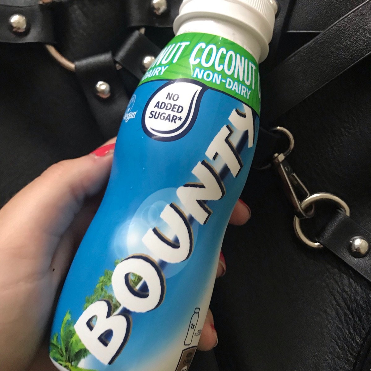 Bounty Bounty Coconut Milkshake Reviews | abillion