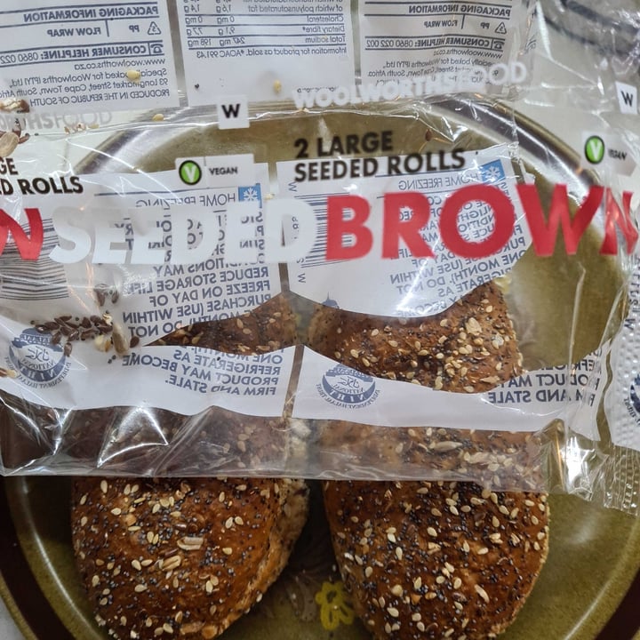 Woolworths Food Seeded Brown Rolls Review | abillion
