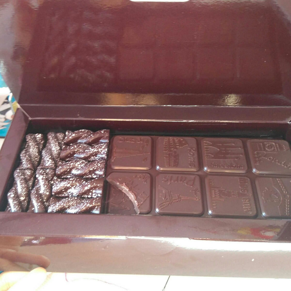 Schokoland Chocolate amargo y bombones de menta 评价 | abillion